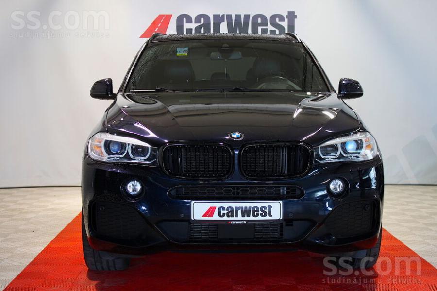 Black BMW X5 2017 in Riga, with an engine capacity of 3.00 L and mileage of 238 thousand km for 23900 €, photo 3 on AUTOMOTO.COM.LV