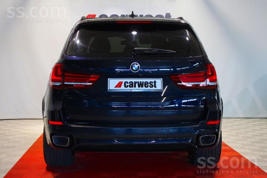 Black BMW X5 2017 in Riga, with an engine capacity of 3.00 L and mileage of 238 thousand km for 23900 €, photo 6 on AUTOMOTO.COM.LV