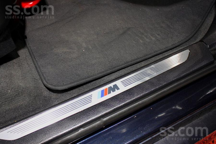 Black BMW X5 2017 in Riga, with an engine capacity of 3.00 L and mileage of 238 thousand km for 23900 €, photo 24 on AUTOMOTO.COM.LV
