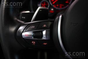 Black BMW X5 2017 in Riga, with an engine capacity of 3.00 L and mileage of 238 thousand km for 23900 €, photo 29 on AUTOMOTO.COM.LV