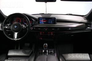 Black BMW X5 2017 in Riga, with an engine capacity of 3.00 L and mileage of 238 thousand km for 23900 €, photo 30 on AUTOMOTO.COM.LV