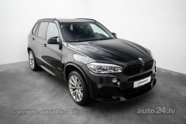 Black BMW X5 2017 in Tallinn, with an engine capacity of 2.00 L and mileage of 126 thousand km for 23999 €, photo 4 on AUTOMOTO.COM.LV