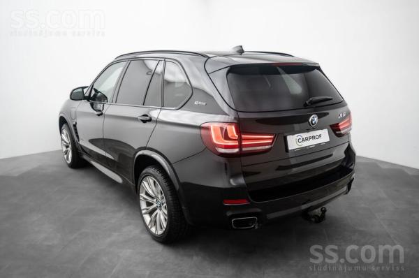 Black BMW X5 2017 in Tallinn, with an engine capacity of 2.00 L and mileage of 126 thousand km for 23999 €, photo 9 on AUTOMOTO.COM.LV