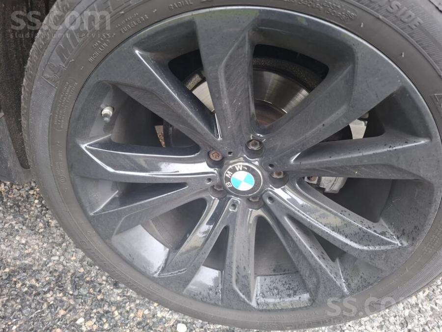 Melns BMW X5 2017 Rīga, ar dzinēja tilpumu 3.00 L un nobraukumu 88 tūkst. km par 29900 €, foto 5 vietnē AUTOMOTO.COM.LV