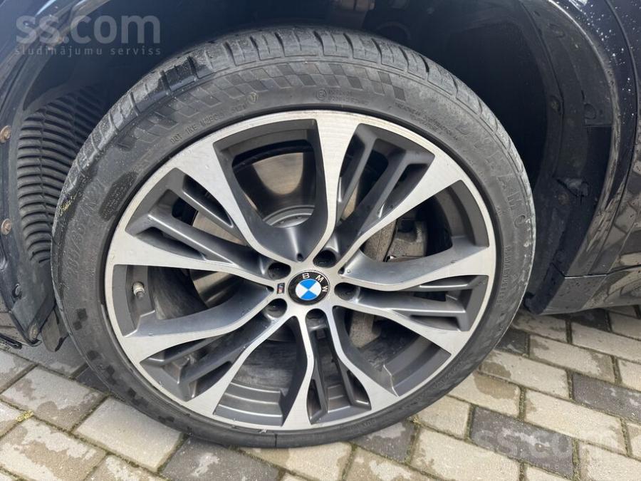 Melns BMW X5 2018 Bauska, ar dzinēja tilpumu 3.00 L un nobraukumu 0 tūkst. km par 27800 €, foto 21 vietnē AUTOMOTO.COM.LV