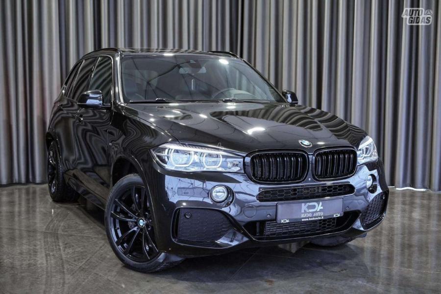 Black BMW X5 2018 in Marijampole, with an engine capacity of 3.00 L and mileage of 217 thousand km for 25950 €, photo 2 on AUTOMOTO.COM.LV