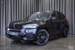 Black BMW X5 2018 in Marijampole, with an engine capacity of 3.00 L and mileage of 217 thousand km for 25950 €, photo 5 on AUTOMOTO.COM.LV