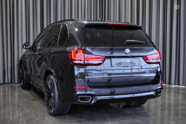 Melns BMW X5 2018 Marijampole, ar dzinēja tilpumu 2.99 L un nobraukumu 217 tūkst. km par 25950 €, foto 9 vietnē AUTOMOTO.COM.LV