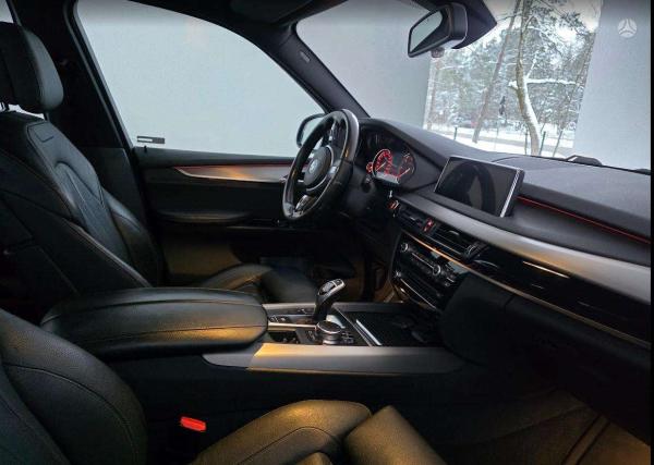 Melns BMW X5 2018 Viļņa, ar dzinēja tilpumu 2.99 L un nobraukumu 161 tūkst. km par 27800 €, foto 5 vietnē AUTOMOTO.COM.LV