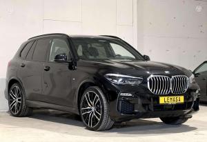 Black BMW X5 2018 in Klaipeda, with an engine capacity of 2.99 L and mileage of 119 thousand km for 43999 €, photo 22 on AUTOMOTO.COM.LV