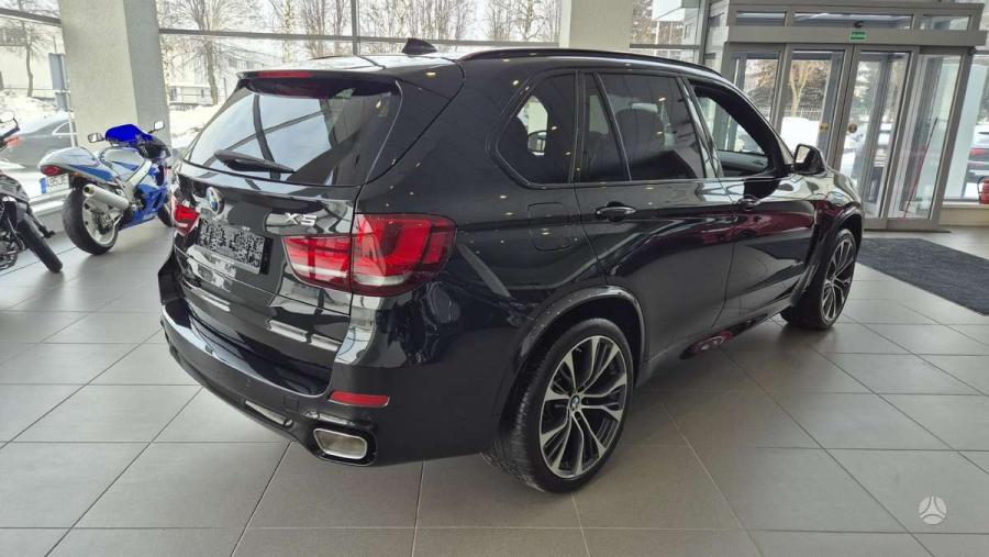 Melns BMW X5 2018 Marijampole, ar dzinēja tilpumu 2.99 L un nobraukumu 227 tūkst. km par 27999 €, foto 6 vietnē AUTOMOTO.COM.LV