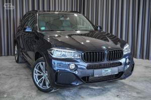 Black BMW X5 2018 in Marijampole, with an engine capacity of 3.00 L and mileage of 298 thousand km for 22950 €, photo 3 on AUTOMOTO.COM.LV