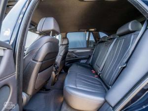 Black BMW X5 2018 in Marijampole, with an engine capacity of 3.00 L and mileage of 200 thousand km for 26450 €, photo 34 on AUTOMOTO.COM.LV