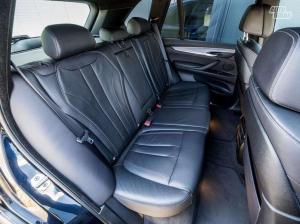 Black BMW X5 2018 in Marijampole, with an engine capacity of 3.00 L and mileage of 200 thousand km for 26450 €, photo 35 on AUTOMOTO.COM.LV