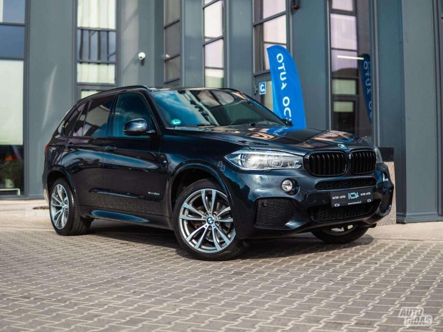 Black BMW X5 2018 in Marijampole, with an engine capacity of 3.00 L and mileage of 298 thousand km for 22750 €, photo 1 on AUTOMOTO.COM.LV
