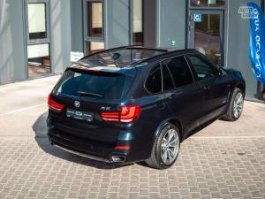 Black BMW X5 2018 in Marijampole, with an engine capacity of 3.00 L and mileage of 298 thousand km for 22750 €, photo 11 on AUTOMOTO.COM.LV