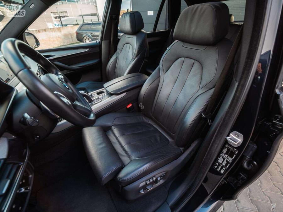 Black BMW X5 2018 in Marijampole, with an engine capacity of 3.00 L and mileage of 298 thousand km for 22750 €, photo 24 on AUTOMOTO.COM.LV