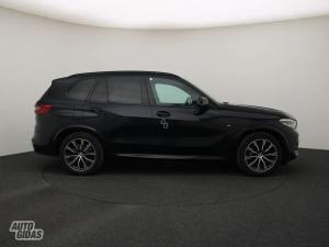 Melns BMW X5 2018 Viļņa, ar dzinēja tilpumu 3.00 L un nobraukumu 158 tūkst. km par 41899 €, foto 10 vietnē AUTOMOTO.COM.LV