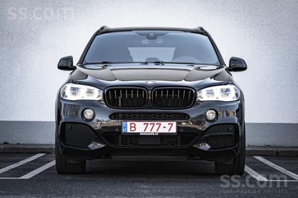 Black BMW X5 2018 in Riga, with an engine capacity of 3.00 L and mileage of 197 thousand km for 22500 €, photo 2 on AUTOMOTO.COM.LV
