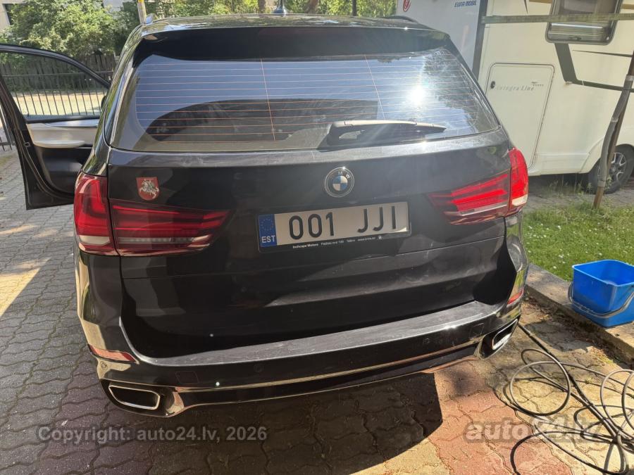Melns BMW X5 2018 Tallina, ar dzinēja tilpumu 3.00 L un nobraukumu 53 tūkst. km par 34000 €, foto 3 vietnē AUTOMOTO.COM.LV