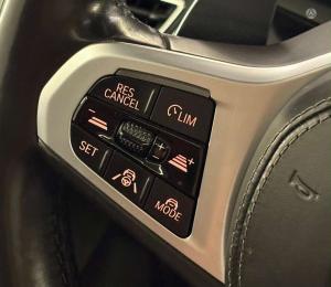 Black BMW X5 2018 in Marijampole, with an engine capacity of 2.99 L and mileage of 320 thousand km for 34650 €, photo 14 on AUTOMOTO.COM.LV