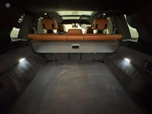 Black BMW X5 2018 in Marijampole, with an engine capacity of 2.99 L and mileage of 320 thousand km for 34650 €, photo 22 on AUTOMOTO.COM.LV