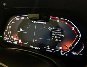 Black BMW X5 2018 in Marijampole, with an engine capacity of 2.99 L and mileage of 320 thousand km for 34650 €, photo 33 on AUTOMOTO.COM.LV