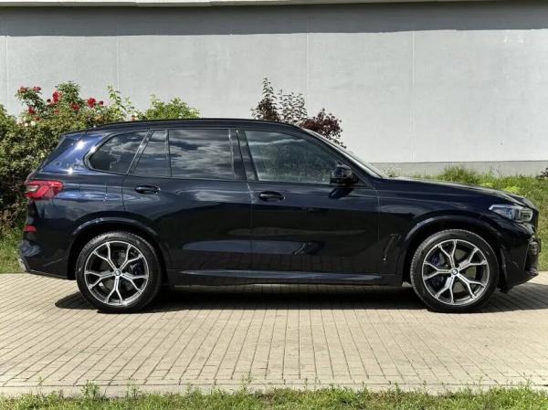 Melns BMW X5 2018 Rīga, ar dzinēja tilpumu 3.00 L un nobraukumu 130 tūkst. km par 45900 €, foto 4 vietnē AUTOMOTO.COM.LV