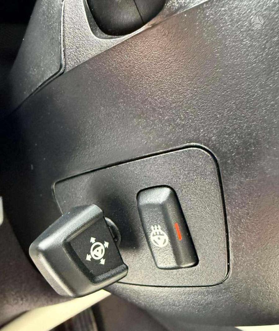 Melns BMW X5 2018 Šauļi, ar dzinēja tilpumu 2.00 L un nobraukumu 142 tūkst. km par 27900 €, foto 33 vietnē AUTOMOTO.COM.LV