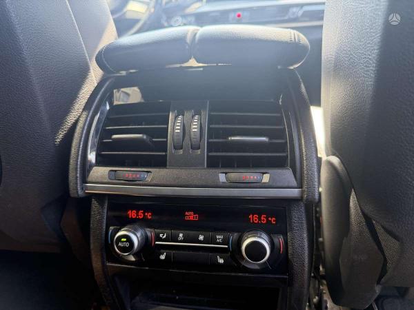 Melns BMW X5 2018 Viļņa, ar dzinēja tilpumu 2.98 L un nobraukumu 111 tūkst. km par 26200 €, foto 9 vietnē AUTOMOTO.COM.LV