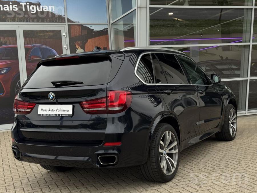 Melns BMW X5 2018 Valmiera, ar dzinēja tilpumu 2.00 L un nobraukumu 196 tūkst. km par 23900 €, foto 7 vietnē AUTOMOTO.COM.LV