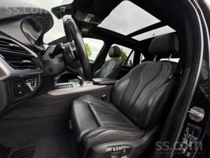 Melns BMW X5 2018 Valmiera, ar dzinēja tilpumu 2.00 L un nobraukumu 196 tūkst. km par 23900 €, foto 9 vietnē AUTOMOTO.COM.LV