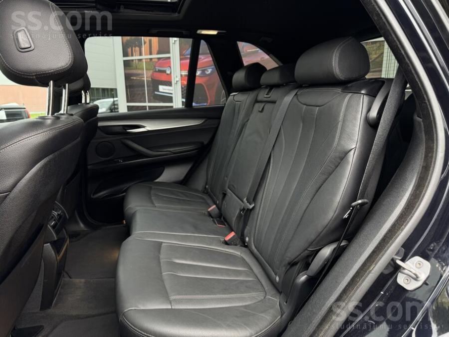 Melns BMW X5 2018 Valmiera, ar dzinēja tilpumu 2.00 L un nobraukumu 196 tūkst. km par 23900 €, foto 22 vietnē AUTOMOTO.COM.LV