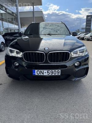Melns BMW X5 2018 Rīga, ar dzinēja tilpumu 3.00 L un nobraukumu 177 tūkst. km par 24490 €, foto 3 vietnē AUTOMOTO.COM.LV