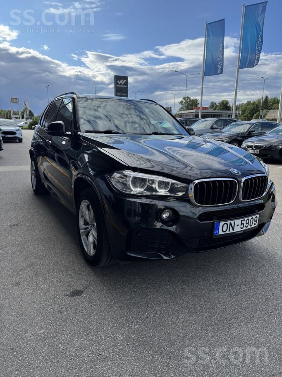 Melns BMW X5 2018 Rīga, ar dzinēja tilpumu 3.00 L un nobraukumu 177 tūkst. km par 24490 €, foto 4 vietnē AUTOMOTO.COM.LV