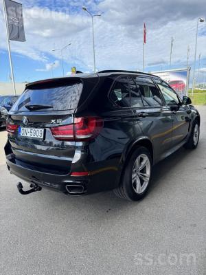 Melns BMW X5 2018 Rīga, ar dzinēja tilpumu 3.00 L un nobraukumu 177 tūkst. km par 24490 €, foto 5 vietnē AUTOMOTO.COM.LV