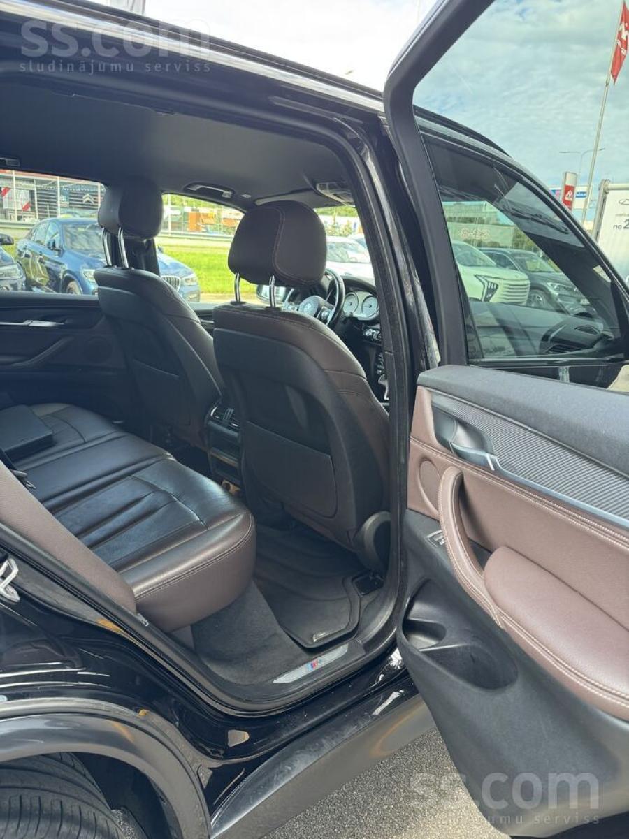 Melns BMW X5 2018 Rīga, ar dzinēja tilpumu 3.00 L un nobraukumu 177 tūkst. km par 24490 €, foto 15 vietnē AUTOMOTO.COM.LV