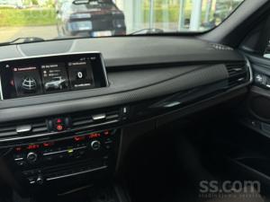 Melns BMW X5 2018 Rīga, ar dzinēja tilpumu 3.00 L un nobraukumu 177 tūkst. km par 24490 €, foto 18 vietnē AUTOMOTO.COM.LV