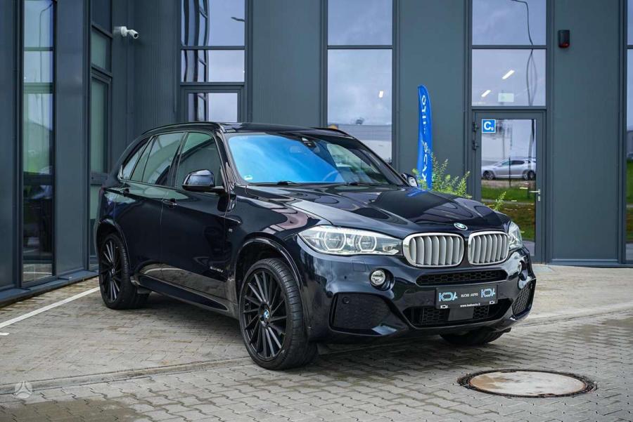 Melns BMW X5 2018 Kauņa, ar dzinēja tilpumu 2.99 L un nobraukumu 256 tūkst. km par 26450 €, foto 1 vietnē AUTOMOTO.COM.LV