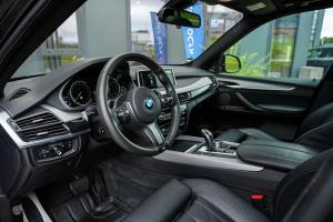 Melns BMW X5 2018 Kauņa, ar dzinēja tilpumu 2.99 L un nobraukumu 256 tūkst. km par 26450 €, foto 30 vietnē AUTOMOTO.COM.LV