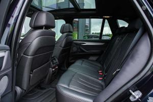 Melns BMW X5 2018 Kauņa, ar dzinēja tilpumu 2.99 L un nobraukumu 256 tūkst. km par 26450 €, foto 38 vietnē AUTOMOTO.COM.LV