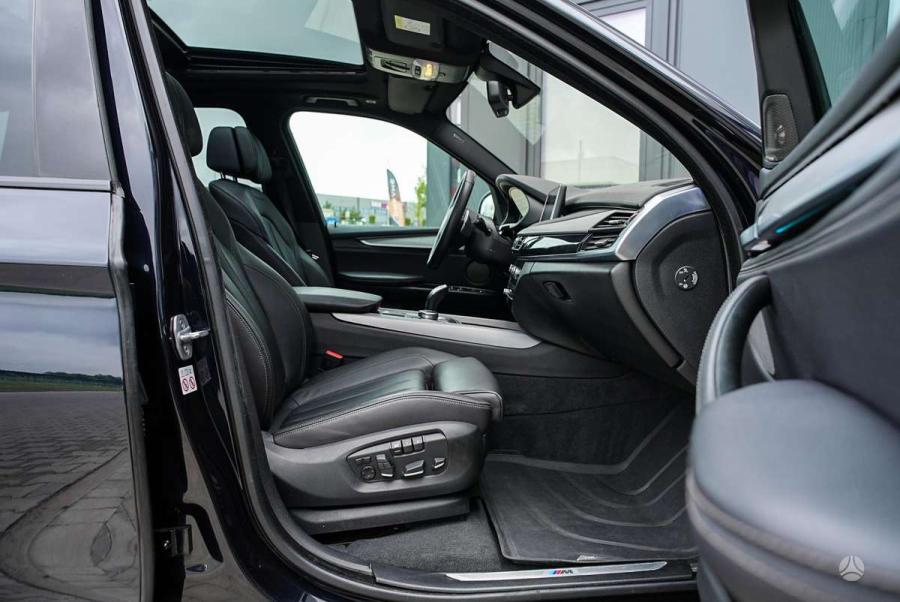 Melns BMW X5 2018 Kauņa, ar dzinēja tilpumu 2.99 L un nobraukumu 256 tūkst. km par 26450 €, foto 44 vietnē AUTOMOTO.COM.LV