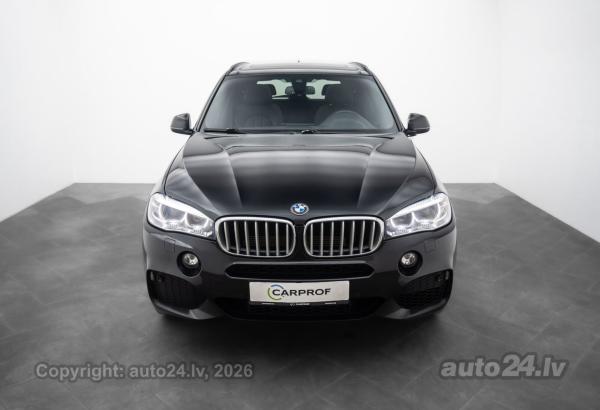 Black BMW X5 2018 in Tallinn, with an engine capacity of 2.00 L and mileage of 193 thousand km for 20999 €, photo 2 on AUTOMOTO.COM.LV