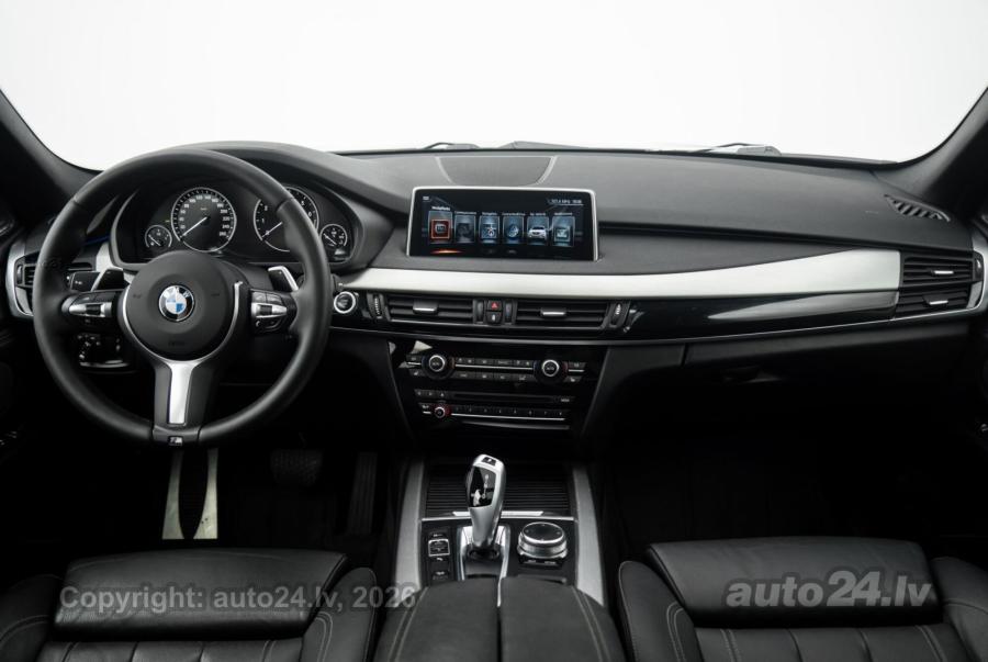 Black BMW X5 2018 in Tallinn, with an engine capacity of 2.00 L and mileage of 193 thousand km for 20999 €, photo 14 on AUTOMOTO.COM.LV
