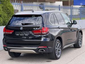 Melns BMW X5 2018 Viļņa, ar dzinēja tilpumu 2.98 L un nobraukumu 38 tūkst. km par 28000 €, foto 6 vietnē AUTOMOTO.COM.LV