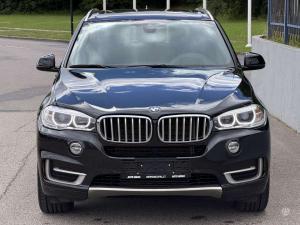 Melns BMW X5 2018 Viļņa, ar dzinēja tilpumu 2.98 L un nobraukumu 38 tūkst. km par 28000 €, foto 11 vietnē AUTOMOTO.COM.LV