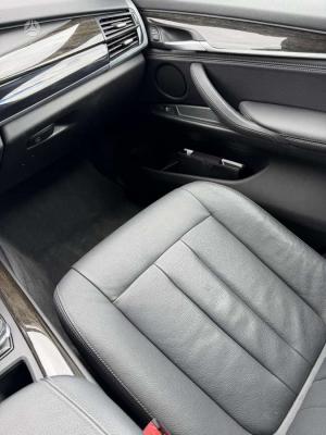 Melns BMW X5 2018 Viļņa, ar dzinēja tilpumu 2.98 L un nobraukumu 38 tūkst. km par 28000 €, foto 34 vietnē AUTOMOTO.COM.LV