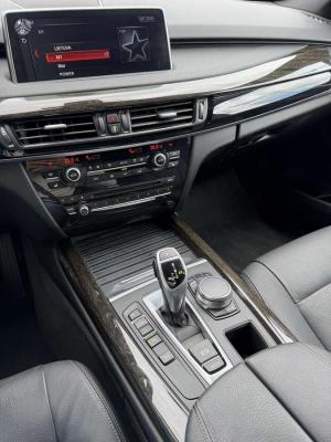 Melns BMW X5 2018 Viļņa, ar dzinēja tilpumu 2.98 L un nobraukumu 38 tūkst. km par 28000 €, foto 37 vietnē AUTOMOTO.COM.LV