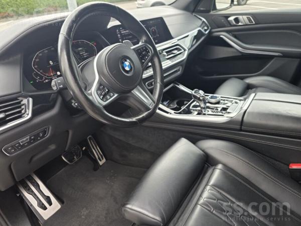 Melns BMW X5 2018 Rīga, ar dzinēja tilpumu 3.00 L un nobraukumu 129 tūkst. km par 40950 €, foto 4 vietnē AUTOMOTO.COM.LV
