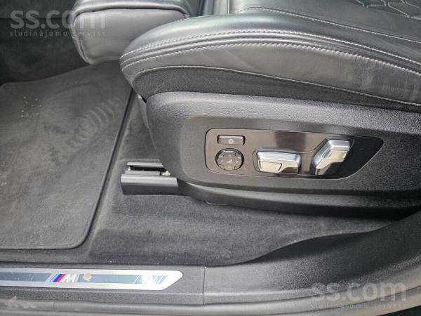 Melns BMW X5 2018 Rīga, ar dzinēja tilpumu 3.00 L un nobraukumu 129 tūkst. km par 40950 €, foto 9 vietnē AUTOMOTO.COM.LV